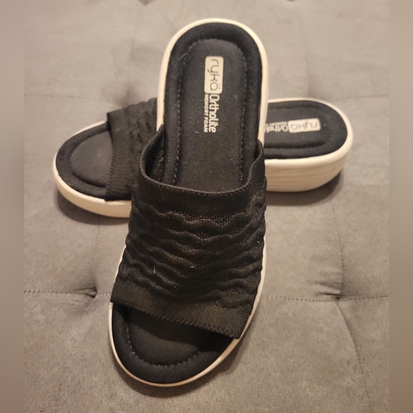 Ryka | Shoes | Ryka Ortholite Memory Foam Sandals Wide | Poshmark